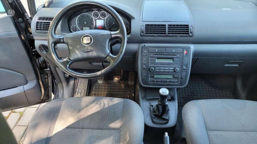 Melns SEAT Alhambra 2006 Kauņa, ar dzinēja tilpumu 1.97 L un nobraukumu 287 tūkst. km par 1500 €, foto 9 vietnē AUTOMOTO.COM.LV