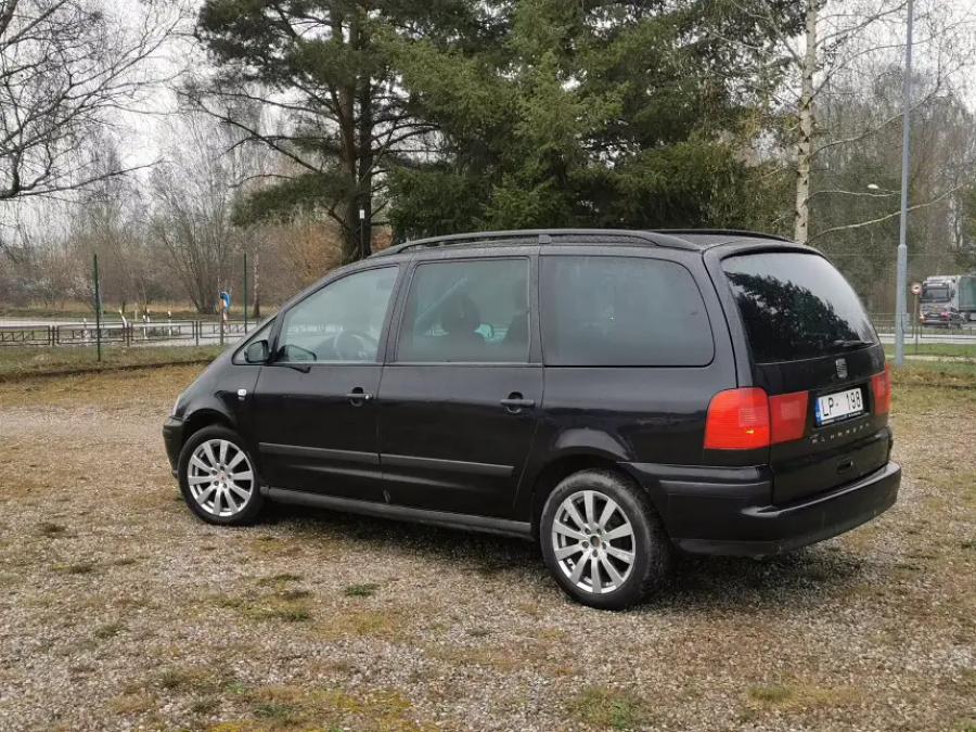 Melns SEAT Alhambra 2007 Kuldīga, ar dzinēja tilpumu 2.00 L un nobraukumu 254 tūkst. km par 2500 €, foto 5 vietnē AUTOMOTO.COM.LV