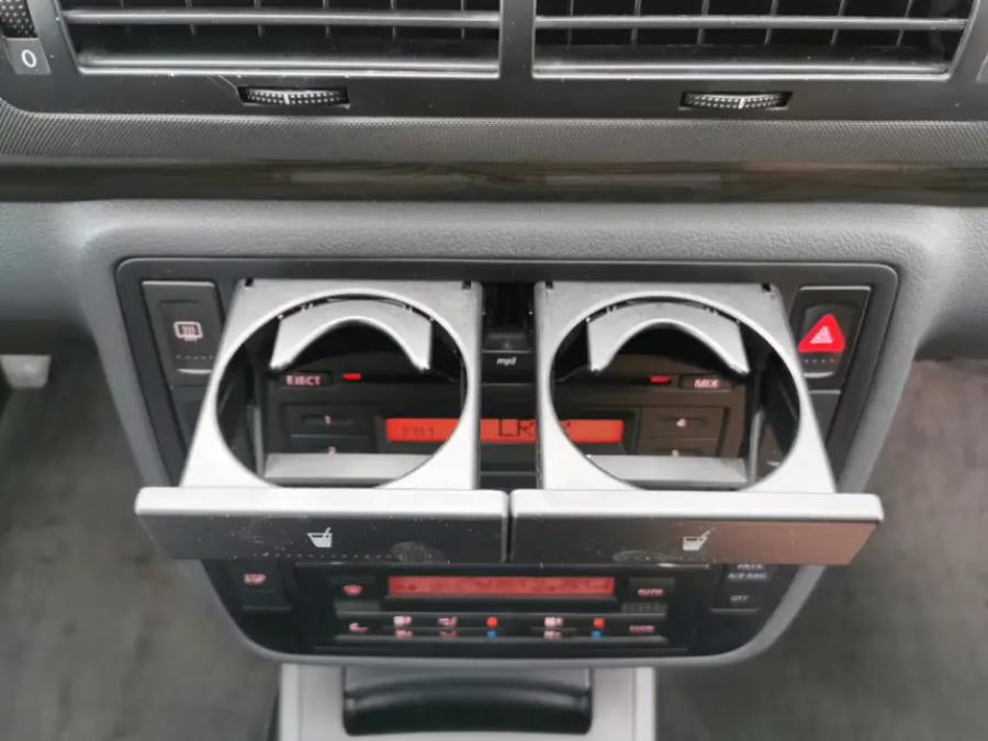 Melns SEAT Alhambra 2007 Kuldīga, ar dzinēja tilpumu 2.00 L un nobraukumu 254 tūkst. km par 2500 €, foto 12 vietnē AUTOMOTO.COM.LV
