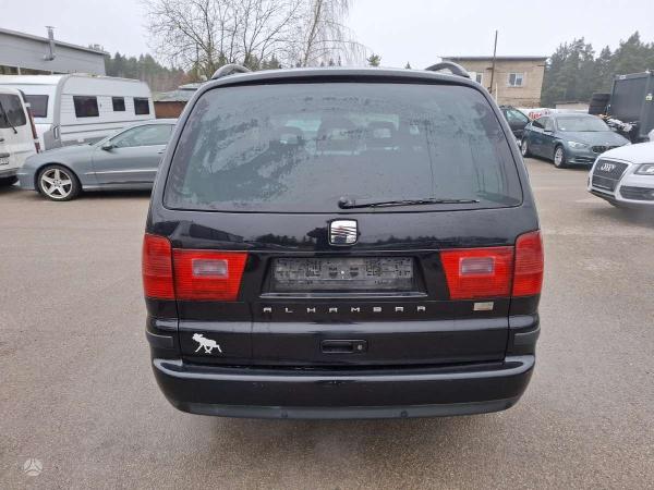 Melns SEAT Alhambra 2008 Utena, ar dzinēja tilpumu 1.97 L un nobraukumu 250 tūkst. km par 2850 €, foto 7 vietnē AUTOMOTO.COM.LV