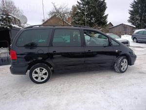 Melns SEAT Alhambra 2008 Rēzekne, ar dzinēja tilpumu 2.00 L un nobraukumu 254 tūkst. km par 3850 €, foto 3 vietnē AUTOMOTO.COM.LV
