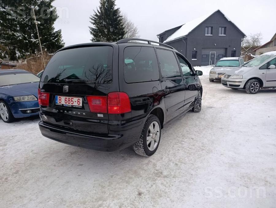 Melns SEAT Alhambra 2008 Rēzekne, ar dzinēja tilpumu 2.00 L un nobraukumu 254 tūkst. km par 3850 €, foto 4 vietnē AUTOMOTO.COM.LV