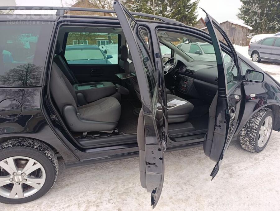 Melns SEAT Alhambra 2008 Rēzekne, ar dzinēja tilpumu 2.00 L un nobraukumu 254 tūkst. km par 3850 €, foto 10 vietnē AUTOMOTO.COM.LV