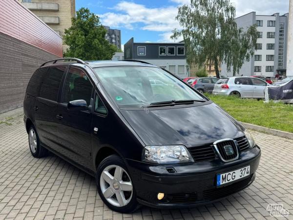 Black SEAT Alhambra 2008 in Kaunas, with an engine capacity of 2.00 L and mileage of 363 thousand km for 2350 €, photo 3 on AUTOMOTO.COM.LV