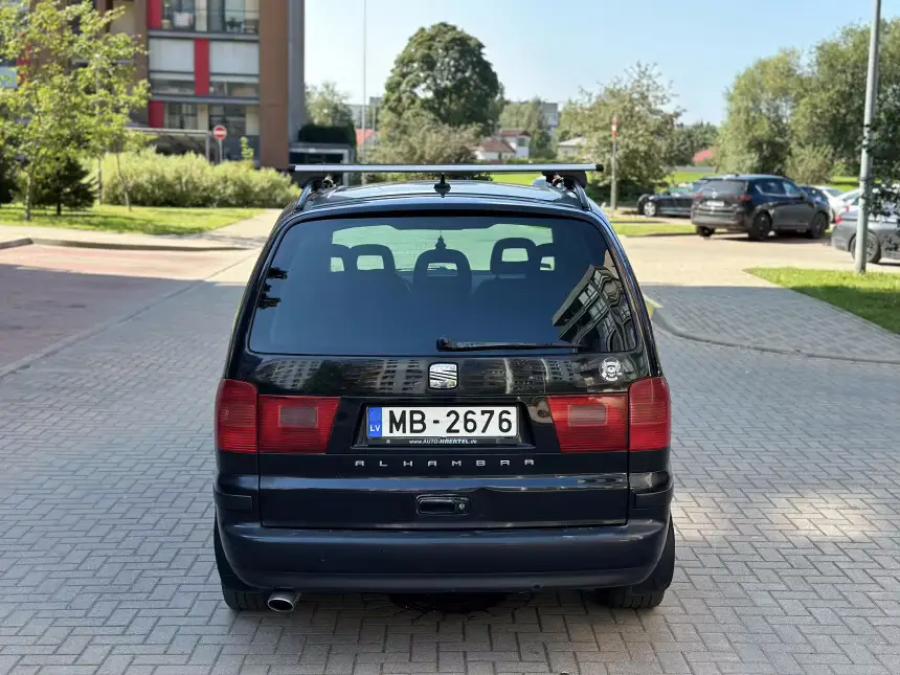 Melns SEAT Alhambra 2008 Rīga, ar dzinēja tilpumu 2.00 L un nobraukumu 374 tūkst. km par 2490 €, foto 6 vietnē AUTOMOTO.COM.LV