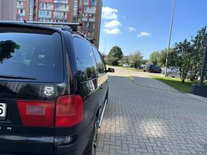 Melns SEAT Alhambra 2008 Rīga, ar dzinēja tilpumu 2.00 L un nobraukumu 374 tūkst. km par 2490 €, foto 7 vietnē AUTOMOTO.COM.LV
