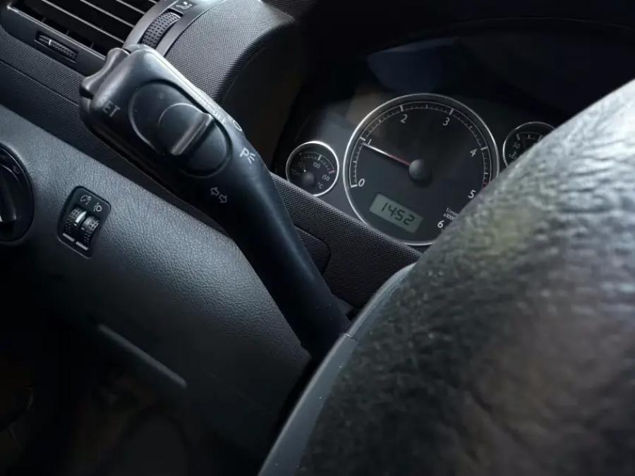 Melns SEAT Alhambra 2008 Rīga, ar dzinēja tilpumu 2.00 L un nobraukumu 374 tūkst. km par 2490 €, foto 23 vietnē AUTOMOTO.COM.LV