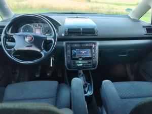 Black SEAT Alhambra 2008 in Marijampole, with an engine capacity of 1.97 L and mileage of 219 thousand km for 2850 €, photo 14 on AUTOMOTO.COM.LV