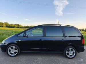 Black SEAT Alhambra 2008 in Kedainiai, with an engine capacity of 1.97 L and mileage of 300 thousand km for 3650 €, photo 4 on AUTOMOTO.COM.LV