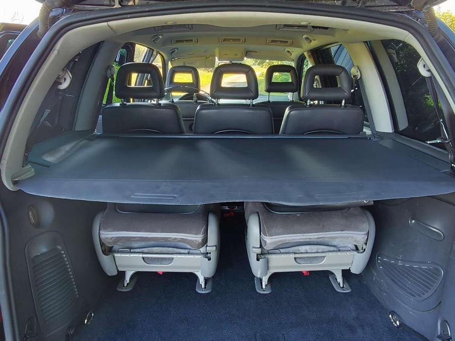 Black SEAT Alhambra 2008 in Kedainiai, with an engine capacity of 1.97 L and mileage of 300 thousand km for 3650 €, photo 17 on AUTOMOTO.COM.LV