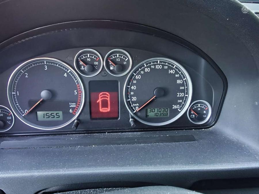Black SEAT Alhambra 2008 in Kedainiai, with an engine capacity of 1.97 L and mileage of 300 thousand km for 3650 €, photo 18 on AUTOMOTO.COM.LV