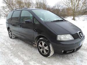 Black SEAT Alhambra 2009 in Panevezys, with an engine capacity of 1.90 L and mileage of 275 thousand km for 3200 €, photo  on AUTOMOTO.COM.LV