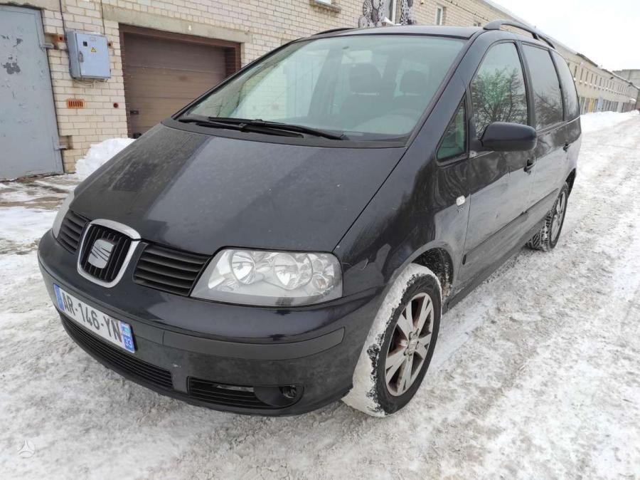 Melns SEAT Alhambra 2009 Panevēža, ar dzinēja tilpumu 1.90 L un nobraukumu 275 tūkst. km par 3200 €, foto 5 vietnē AUTOMOTO.COM.LV