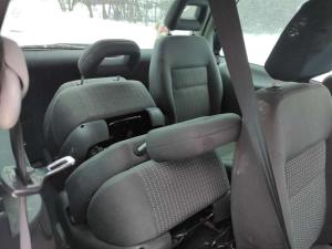 Melns SEAT Alhambra 2009 Panevēža, ar dzinēja tilpumu 1.90 L un nobraukumu 275 tūkst. km par 3200 €, foto 15 vietnē AUTOMOTO.COM.LV