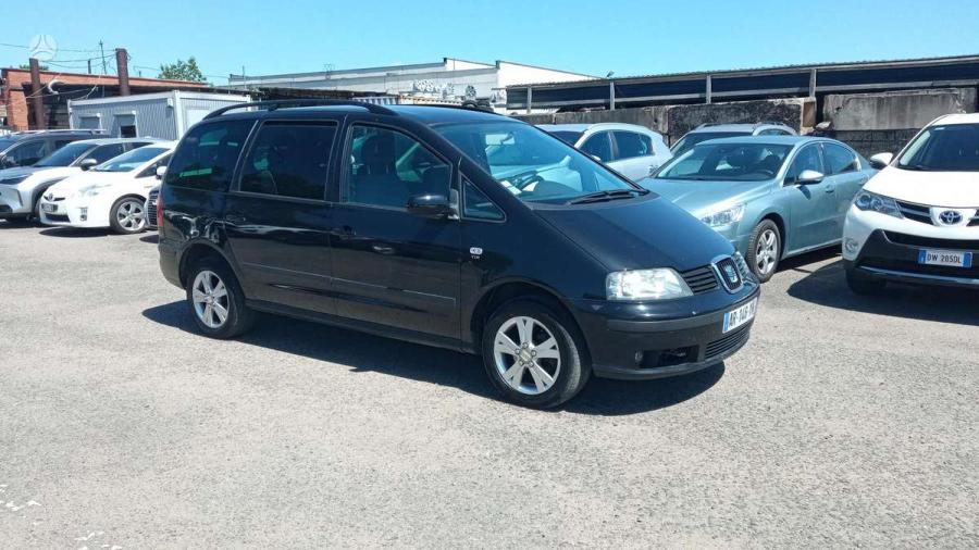 Melns SEAT Alhambra 2009 Panevēža, ar dzinēja tilpumu 1.90 L un nobraukumu 276 tūkst. km par 4400 €, foto 1 vietnē AUTOMOTO.COM.LV