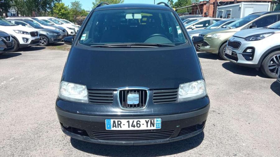 Melns SEAT Alhambra 2009 Panevēža, ar dzinēja tilpumu 1.90 L un nobraukumu 276 tūkst. km par 4400 €, foto 6 vietnē AUTOMOTO.COM.LV