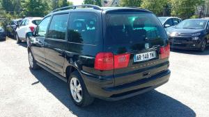 Melns SEAT Alhambra 2009 Panevēža, ar dzinēja tilpumu 1.90 L un nobraukumu 276 tūkst. km par 4400 €, foto 11 vietnē AUTOMOTO.COM.LV