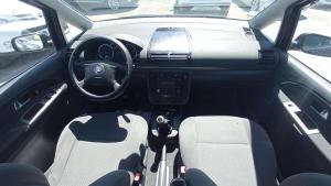 Melns SEAT Alhambra 2009 Panevēža, ar dzinēja tilpumu 1.90 L un nobraukumu 276 tūkst. km par 4400 €, foto 20 vietnē AUTOMOTO.COM.LV