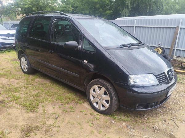 Melns SEAT Alhambra 2009 Kauņa, ar dzinēja tilpumu 1.90 L un nobraukumu 280 tūkst. km par 1750 €, foto 2 vietnē AUTOMOTO.COM.LV