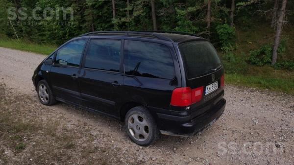 Melns SEAT Alhambra 2009 Talsi, ar dzinēja tilpumu 1.90 L un nobraukumu 479 tūkst. km par 1600 €, foto 1 vietnē AUTOMOTO.COM.LV