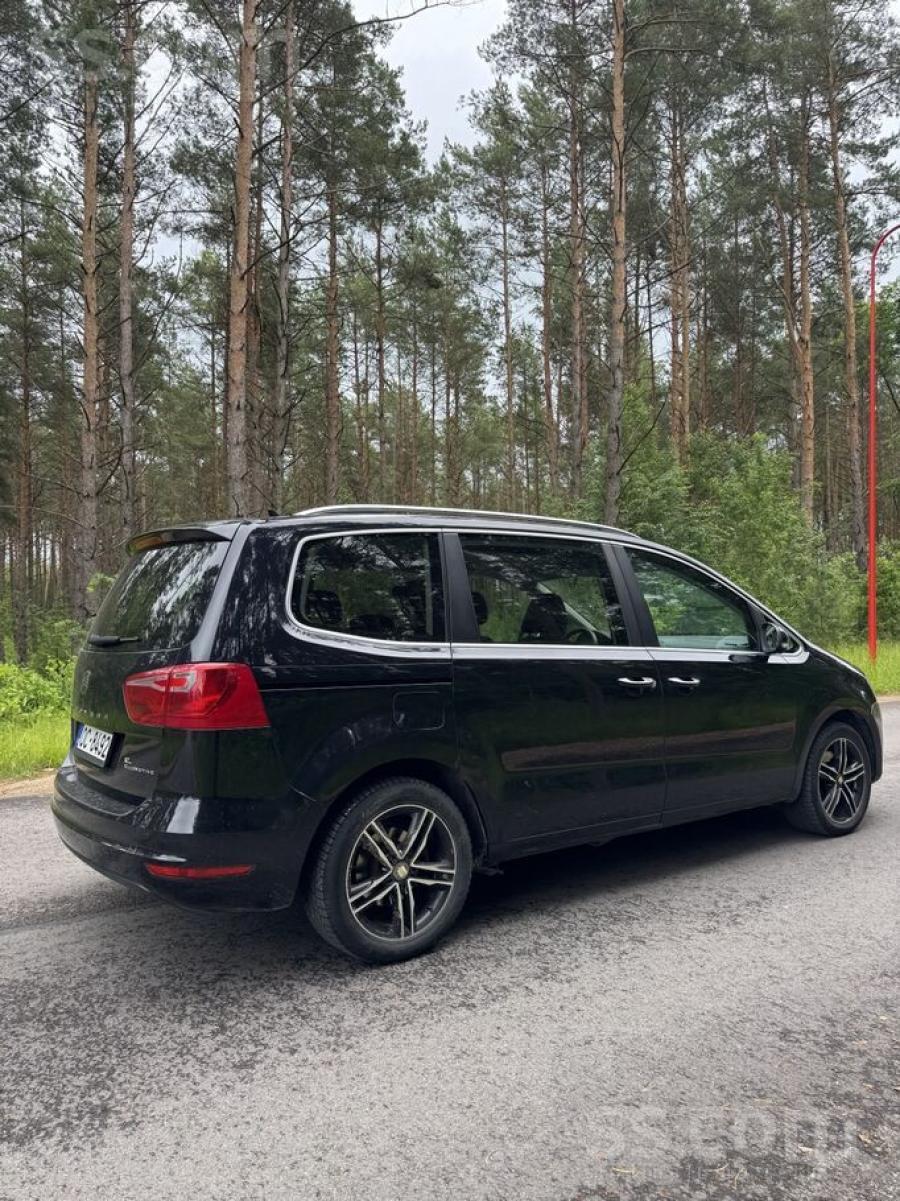 Melns SEAT Alhambra 2011 Jēkabpils, ar dzinēja tilpumu 2.00 L un nobraukumu 500 tūkst. km par 4199 €, foto 4 vietnē AUTOMOTO.COM.LV