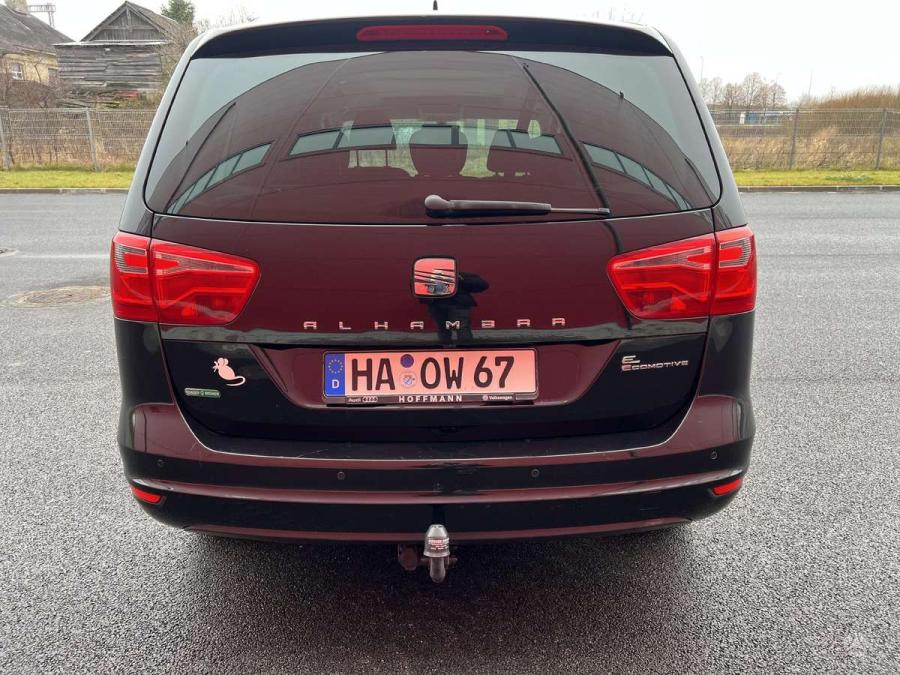 Black SEAT Alhambra 2011 in Telschi, with an engine capacity of 1.97 L and mileage of 278 thousand km for 5900 €, photo 6 on AUTOMOTO.COM.LV