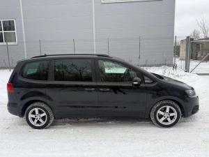 Black SEAT Alhambra 2011 in Vilnius, with an engine capacity of 1.97 L and mileage of 264 thousand km for 6500 €, photo 4 on AUTOMOTO.COM.LV