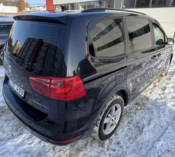 Black SEAT Alhambra 2011 in Klaipeda, with an engine capacity of 1.97 L and mileage of 305 thousand km for 5400 €, photo 3 on AUTOMOTO.COM.LV