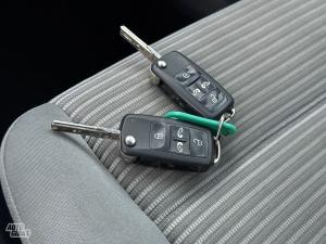 Melns SEAT Alhambra 2011 Viļņa, ar dzinēja tilpumu 2.00 L un nobraukumu 349 tūkst. km par 6000 €, foto 20 vietnē AUTOMOTO.COM.LV