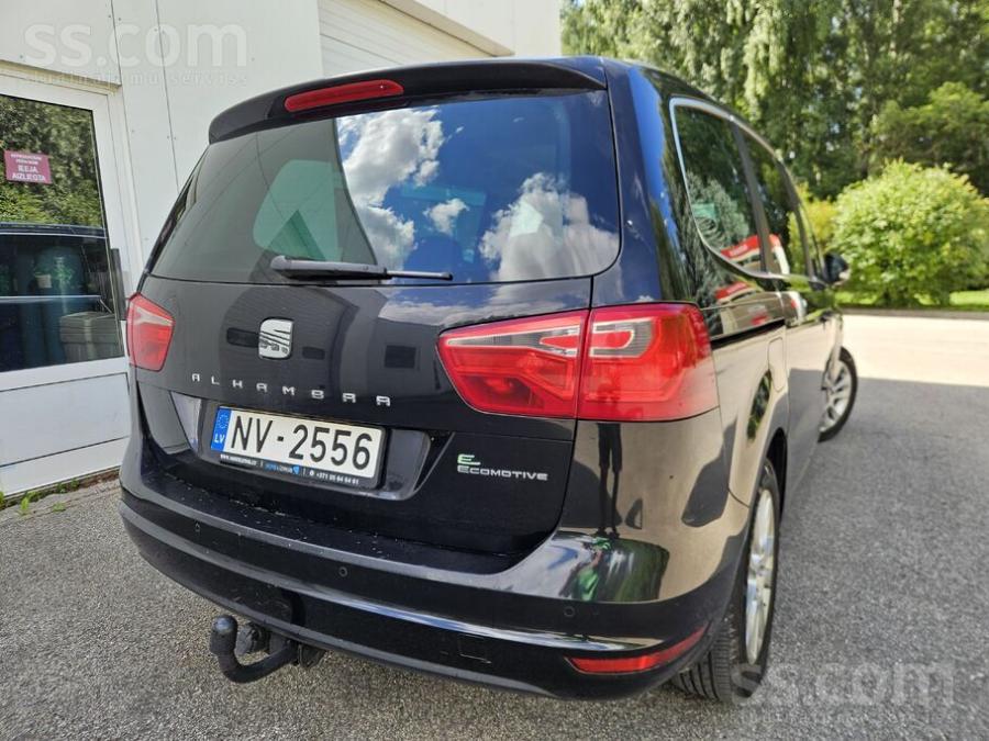 Black SEAT Alhambra 2011 in Riga, with an engine capacity of 2.00 L and mileage of 394 thousand km for 4350 €, photo 5 on AUTOMOTO.COM.LV