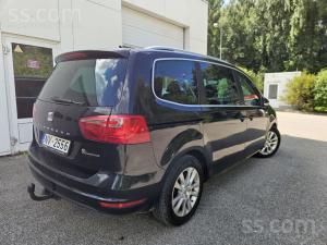 Black SEAT Alhambra 2011 in Riga, with an engine capacity of 2.00 L and mileage of 394 thousand km for 4350 €, photo 6 on AUTOMOTO.COM.LV