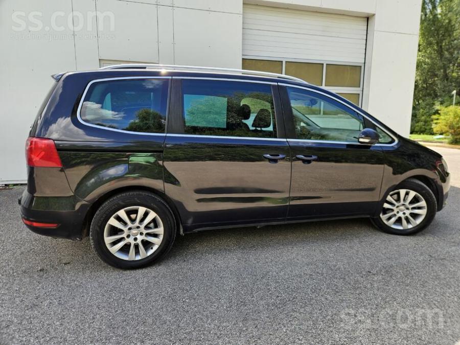 Black SEAT Alhambra 2011 in Riga, with an engine capacity of 2.00 L and mileage of 394 thousand km for 4350 €, photo 7 on AUTOMOTO.COM.LV