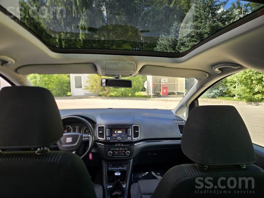 Black SEAT Alhambra 2011 in Riga, with an engine capacity of 2.00 L and mileage of 394 thousand km for 4350 €, photo 23 on AUTOMOTO.COM.LV