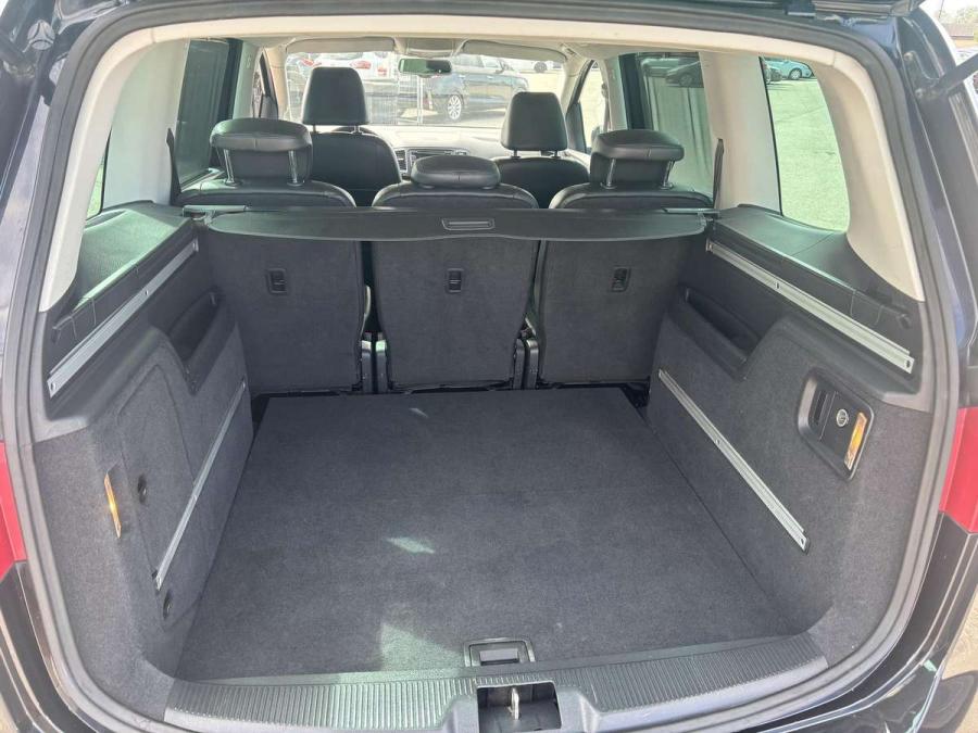 Melns SEAT Alhambra 2011 Marijampole, ar dzinēja tilpumu 1.97 L un nobraukumu 346 tūkst. km par 7850 €, foto 14 vietnē AUTOMOTO.COM.LV