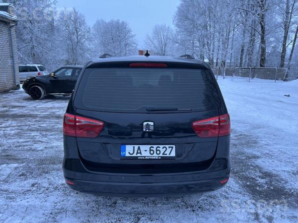Black SEAT Alhambra 2012 in Limbazi, with an engine capacity of 2.00 L and mileage of 375 thousand km for 5950 €, photo 5 on AUTOMOTO.COM.LV
