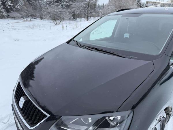 Black SEAT Alhambra 2012 in Vilnius, with an engine capacity of 2.00 L and mileage of 281 thousand km for 5900 €, photo 10 on AUTOMOTO.COM.LV