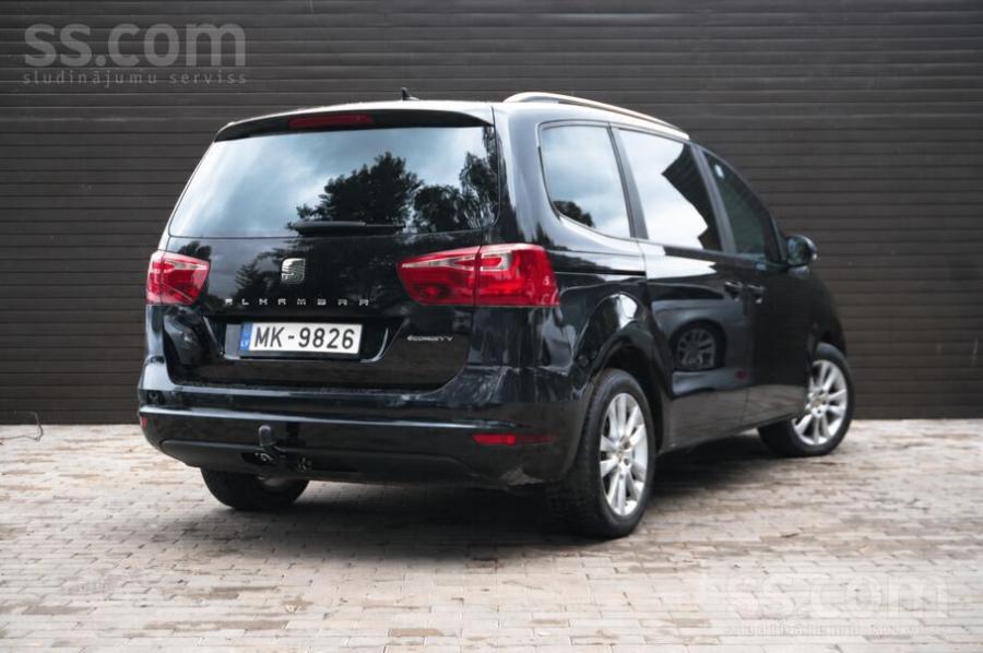 Black SEAT Alhambra 2012 in Riga, with an engine capacity of 1.40 L and mileage of 218 thousand km for 8290 €, photo 4 on AUTOMOTO.COM.LV