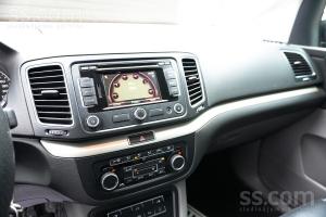 Black SEAT Alhambra 2012 in Riga, with an engine capacity of 1.40 L and mileage of 218 thousand km for 8290 €, photo 8 on AUTOMOTO.COM.LV