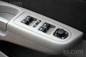 Black SEAT Alhambra 2012 in Riga, with an engine capacity of 1.40 L and mileage of 218 thousand km for 8290 €, photo 12 on AUTOMOTO.COM.LV