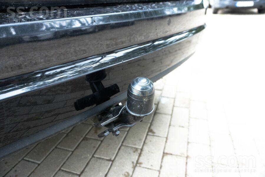 Black SEAT Alhambra 2012 in Riga, with an engine capacity of 1.40 L and mileage of 218 thousand km for 8290 €, photo 20 on AUTOMOTO.COM.LV