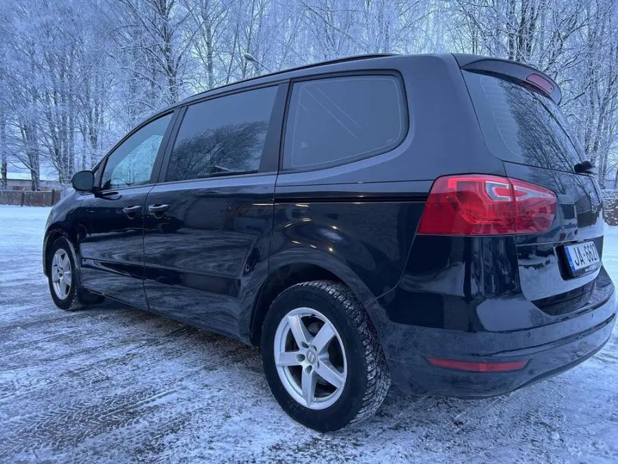 Melns SEAT Alhambra 2012 Limbaži, ar dzinēja tilpumu 2.00 L un nobraukumu 375 tūkst. km par 5950 €, foto 7 vietnē AUTOMOTO.COM.LV