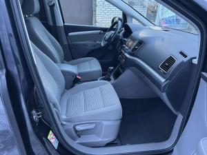 Melns SEAT Alhambra 2012 Limbaži, ar dzinēja tilpumu 2.00 L un nobraukumu 375 tūkst. km par 5950 €, foto 12 vietnē AUTOMOTO.COM.LV