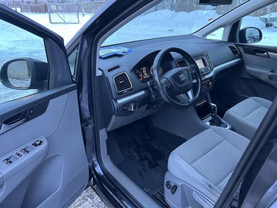 Melns SEAT Alhambra 2012 Limbaži, ar dzinēja tilpumu 2.00 L un nobraukumu 375 tūkst. km par 5950 €, foto 13 vietnē AUTOMOTO.COM.LV