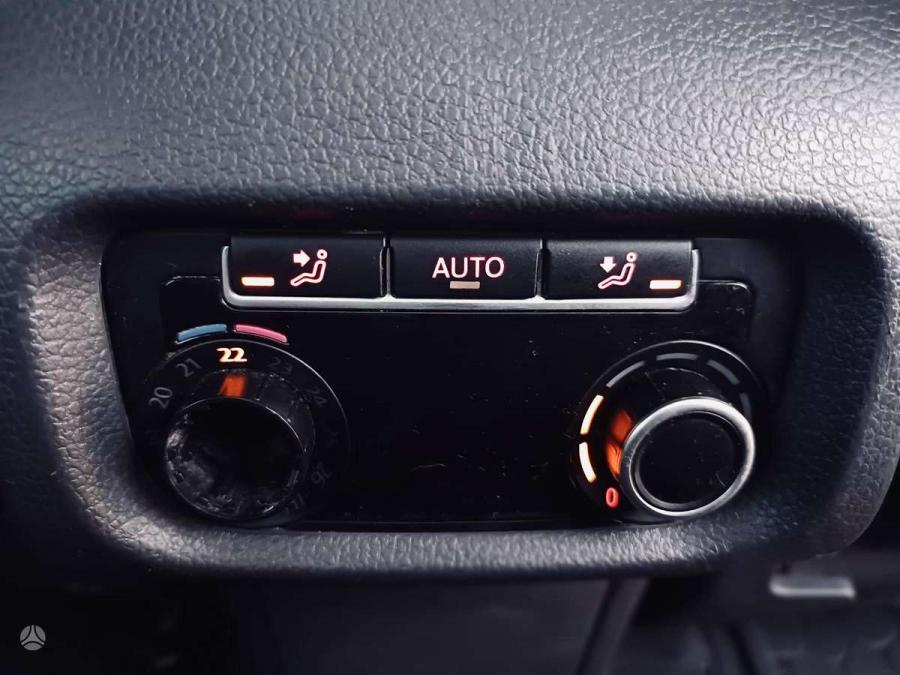 Melns SEAT Alhambra 2012 Utena, ar dzinēja tilpumu 1.97 L un nobraukumu 178 tūkst. km par 8950 €, foto 33 vietnē AUTOMOTO.COM.LV