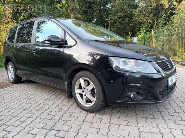 Black SEAT Alhambra 2012 in Riga, with an engine capacity of 2.00 L and mileage of 243 thousand km for 5900 €, photo 1 on AUTOMOTO.COM.LV