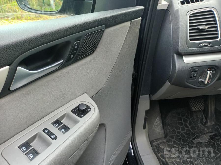 Melns SEAT Alhambra 2012 Rīga, ar dzinēja tilpumu 2.00 L un nobraukumu 243 tūkst. km par 5900 €, foto 6 vietnē AUTOMOTO.COM.LV