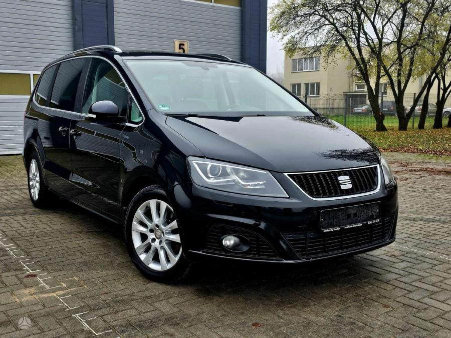 Black SEAT Alhambra 2013 in Kretinga, with an engine capacity of 1.97 L and mileage of 235 thousand km for 8499 €, photo 1 on AUTOMOTO.COM.LV