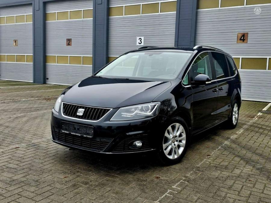 Black SEAT Alhambra 2013 in Kretinga, with an engine capacity of 1.97 L and mileage of 235 thousand km for 8499 €, photo 2 on AUTOMOTO.COM.LV