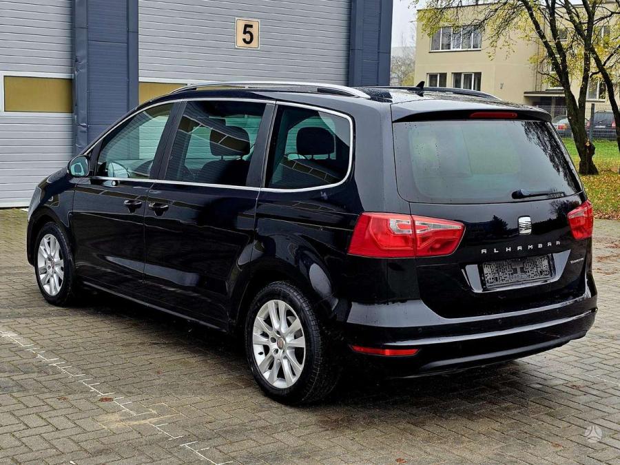 Black SEAT Alhambra 2013 in Kretinga, with an engine capacity of 1.97 L and mileage of 235 thousand km for 8499 €, photo 8 on AUTOMOTO.COM.LV