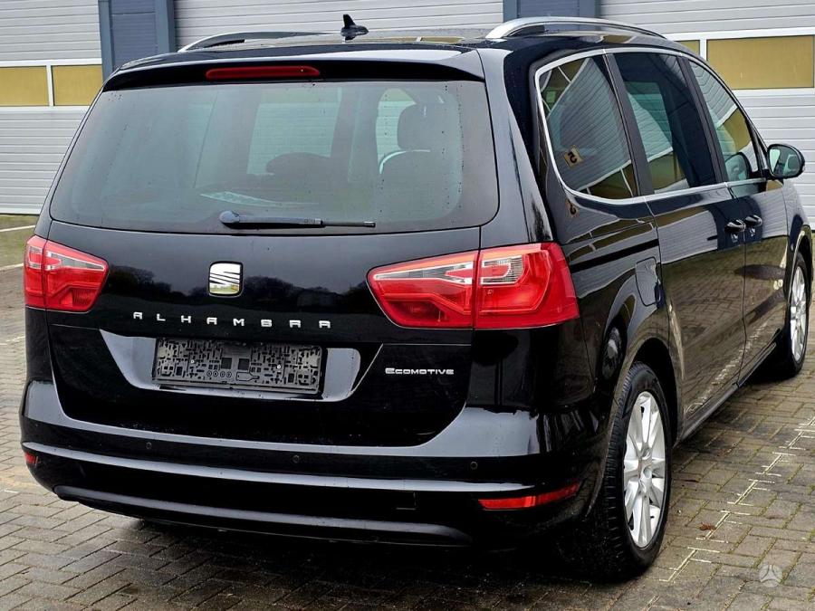 Black SEAT Alhambra 2013 in Kretinga, with an engine capacity of 1.97 L and mileage of 235 thousand km for 8499 €, photo 16 on AUTOMOTO.COM.LV